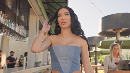 Watch Selling Sunset | Netflix Official Site