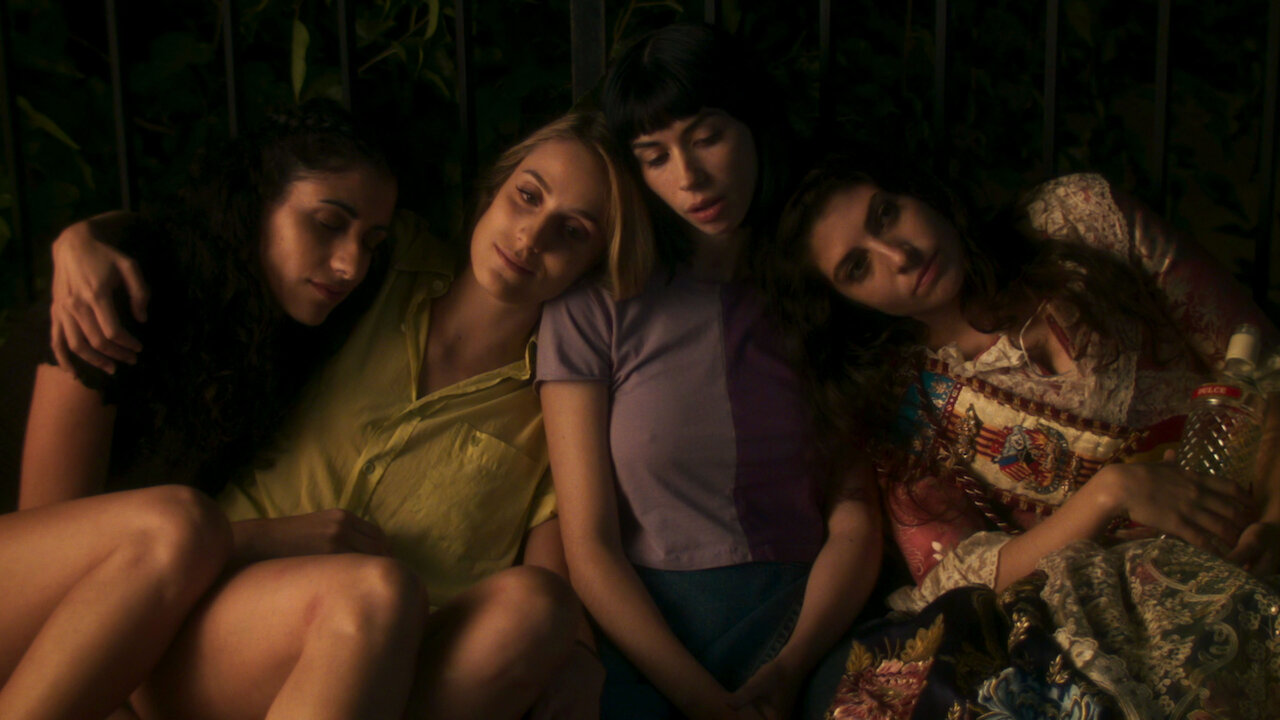| Netflix